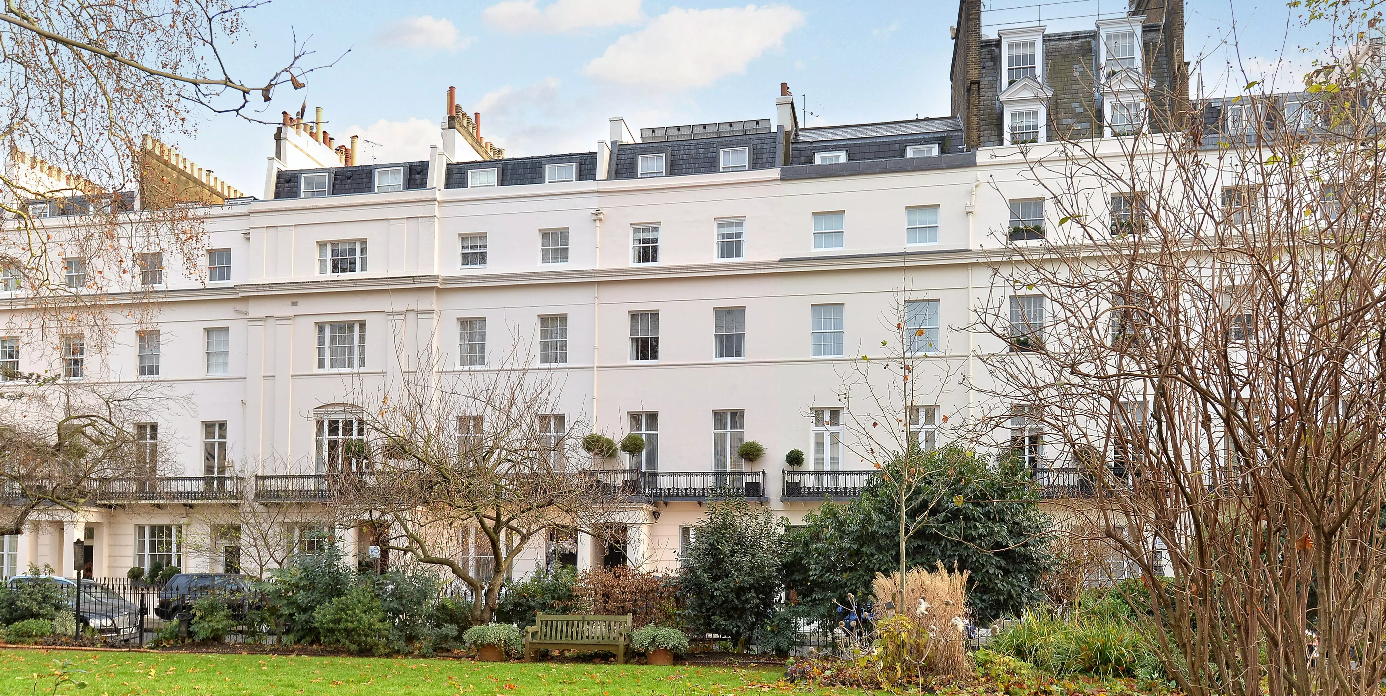 La lussuosa villa di Belgravia, precedentemente di proprietà di Julie Andrews, è ora in vendita per 24 milioni di sterline